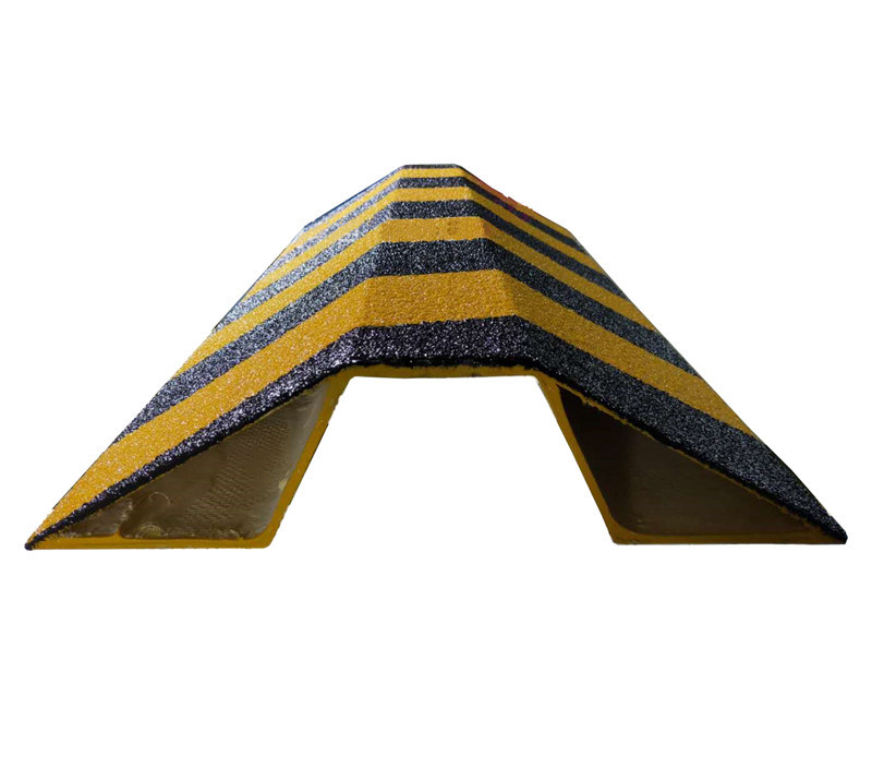 TOPEASY Anti-Slip Pipe Cable Covers Hose Pipe Ramps used in offshore ...